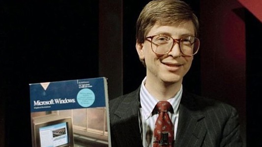 Bill Gates introducing Windows 3.0 - RAEL.ORG
